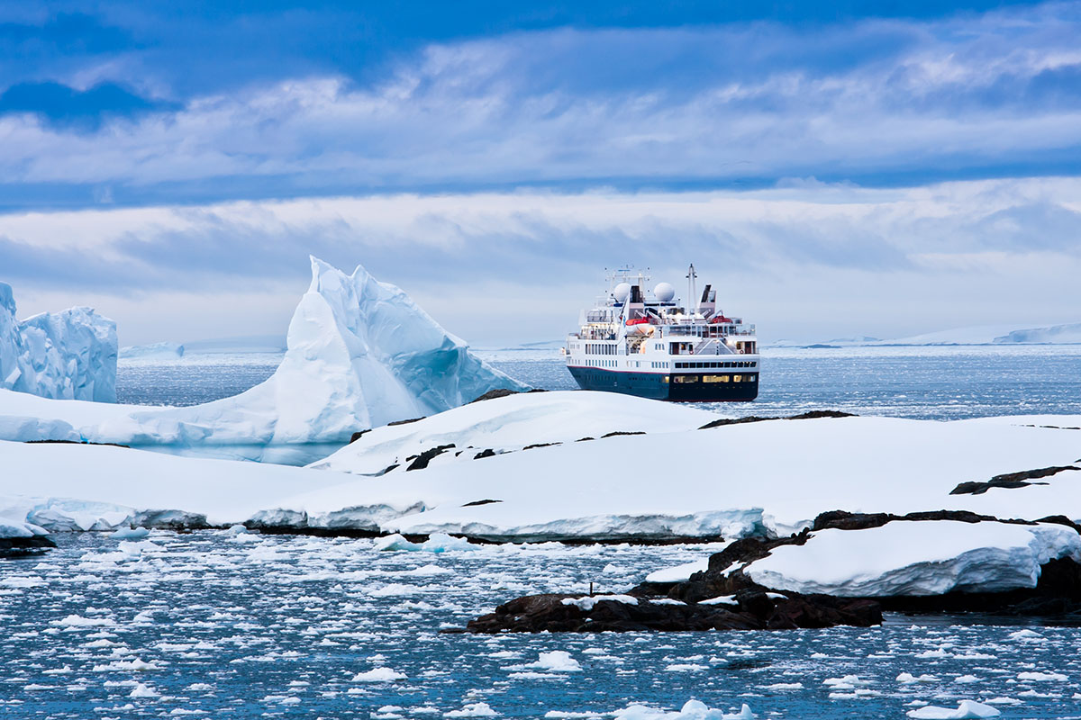 Expedition cruises – Small ship tours to unique locations - RAA Travel